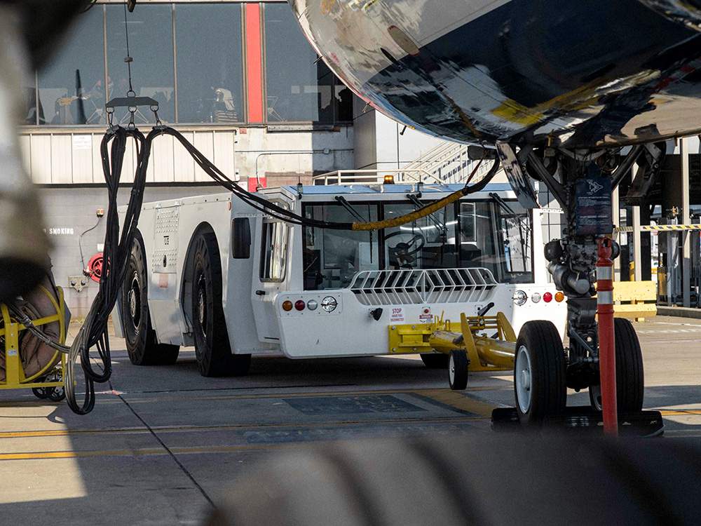 TUG ALPHA 4 | Textron GSE